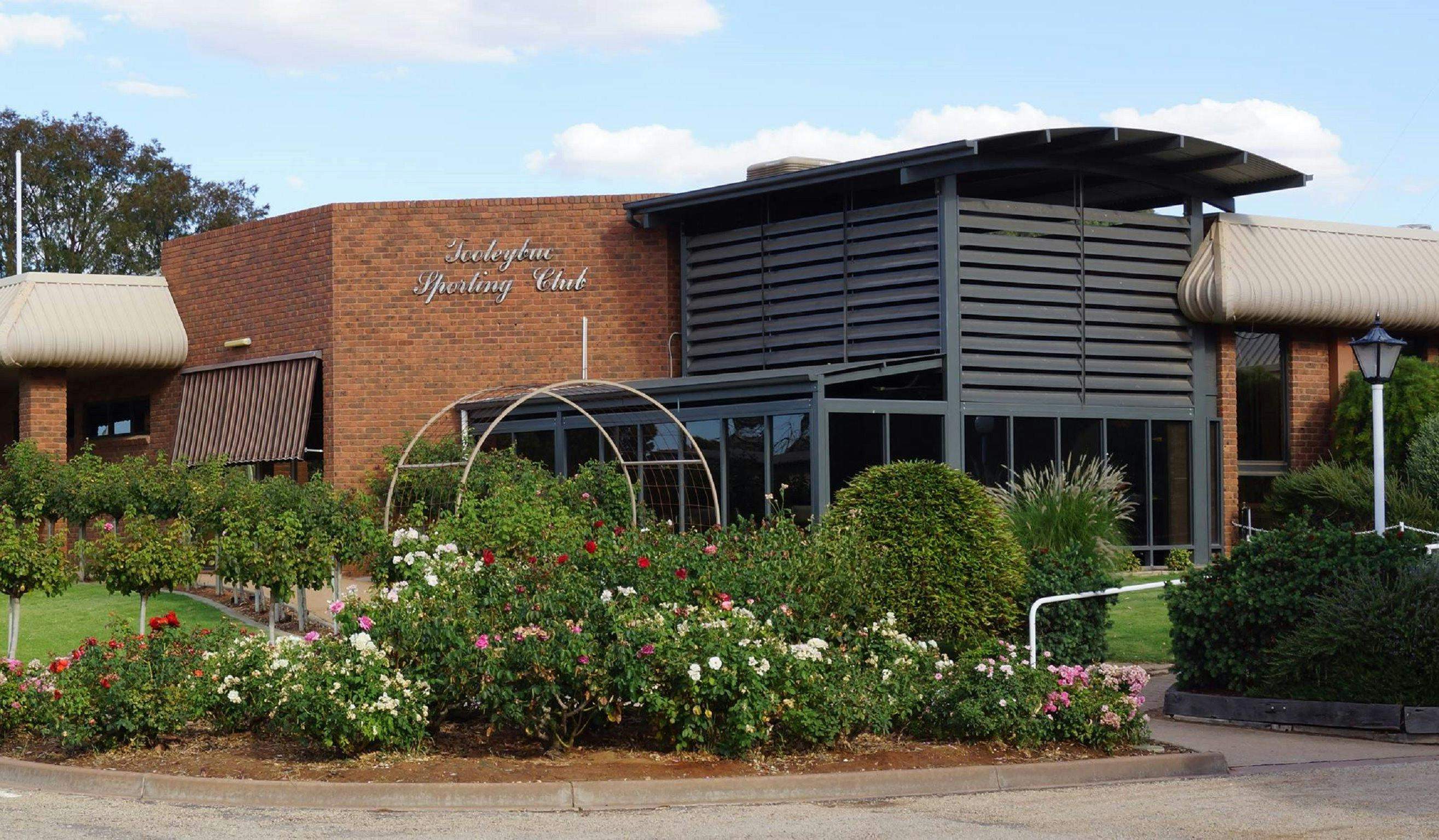 Visit the Murray | Tooleybuc Sporting Club