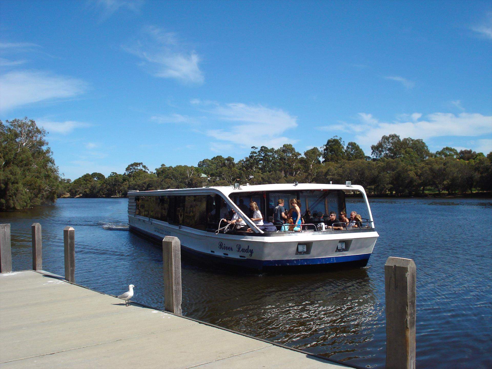Captain Cook Cruises | Swan Valley